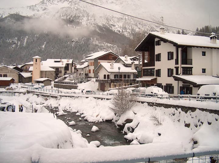 Grazioso Bilocale In La Thuile - Courmayeur