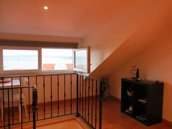 180º Amazing River View - Roof Top Loft - Lisbon