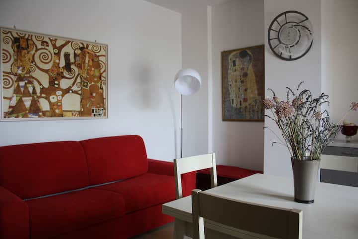 Appartamento Con Garage In Zona Centrale - Lecce