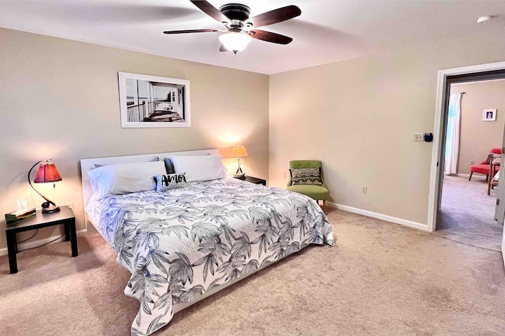Fenwick Island Getaway 4bd,com.pool,beach 3.5miles - Bethany Beach, Delaware