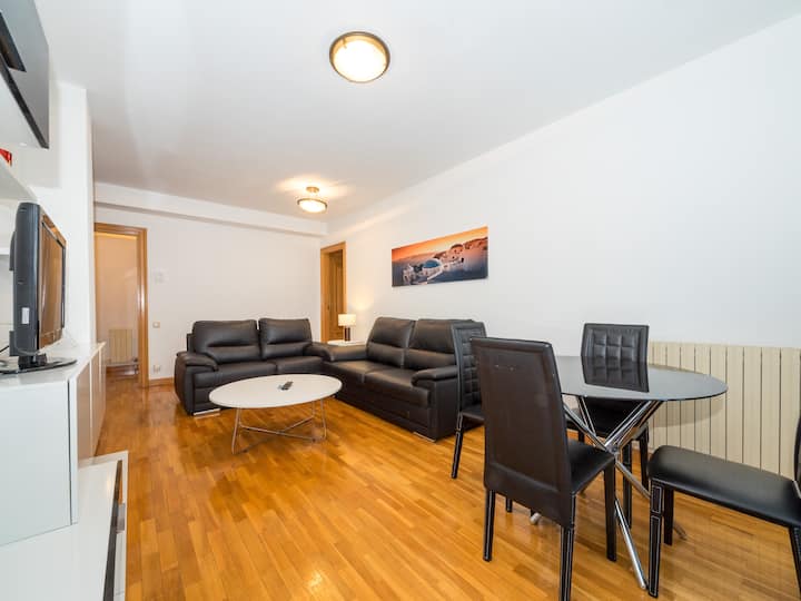 Para 4, El Apartamento Idóneo - Pamplona