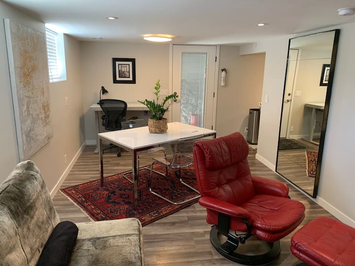 Fully Outfitted Downtown For 30+ Day Stays - Salt Lake City, UT