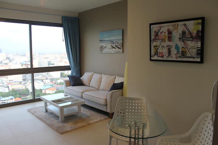 Unixx Condo, Amazing View, High Floor, Central - Pattaya City