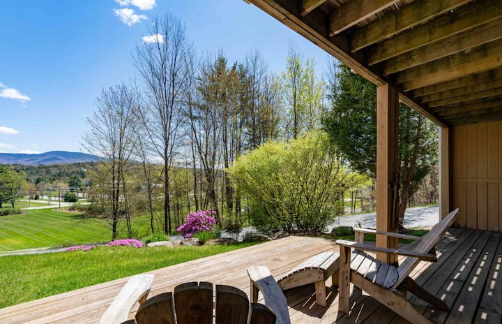 Lovely 2 Bedroom Condo Near All Stowe Attractions - Stowe, VT