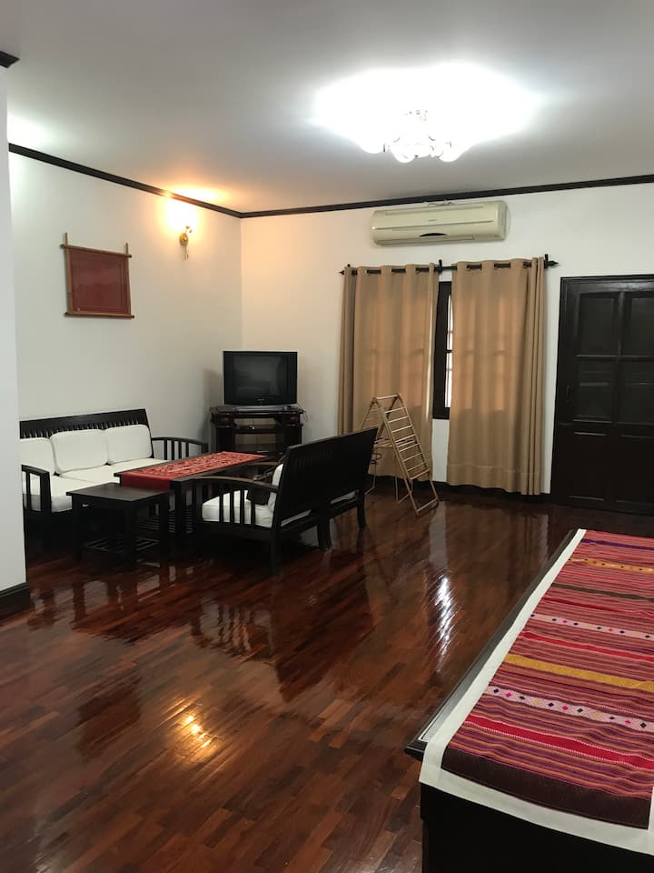 The New Garden Apartment,
Ban Sailom - Vientiane