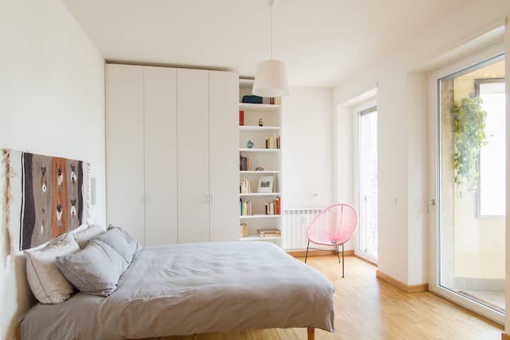 Cozy 9th Floor Apartment With Amazing View - Milano