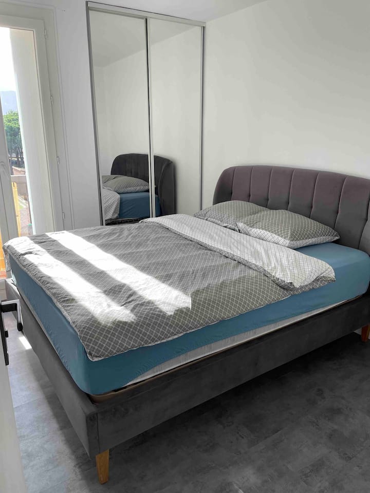 Superbe Appartement Avec Parking Gratuit Sur Place - Costa Brava