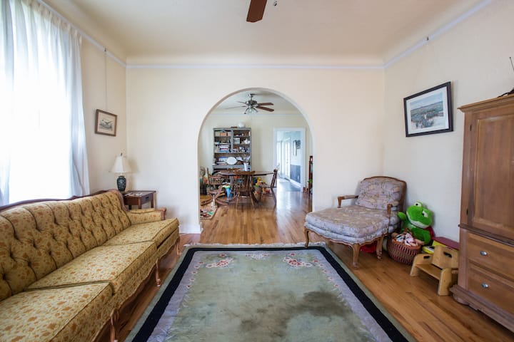 Gentilly Spanish Cottage - New Orleans, LA