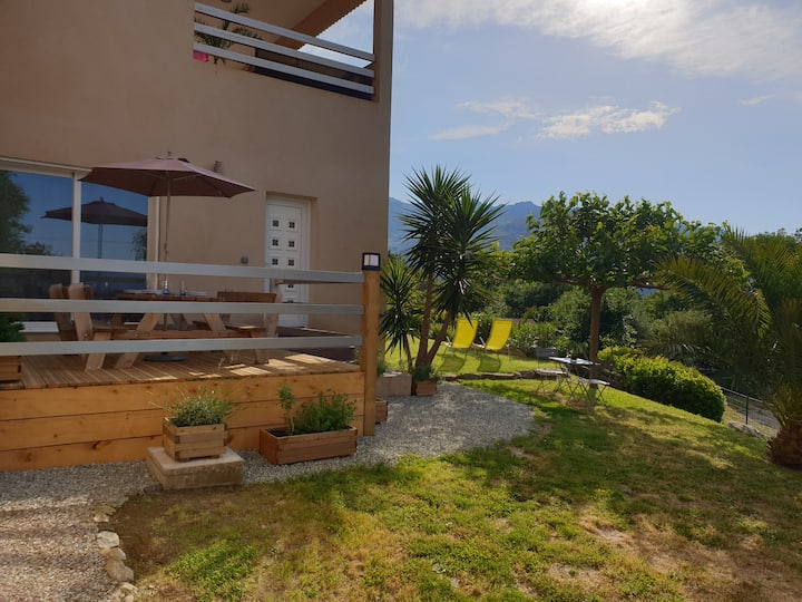 Apparemment Moderne Au Calme Entre Mer Et Montagne - Haute-Corse