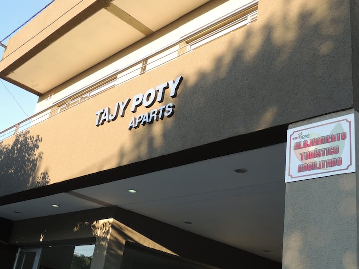 Tajy Poty Aparts. San José. Colón Dpto 3 - San José, Argentina