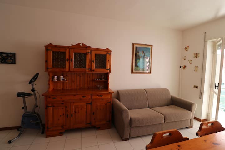 Top Floor Sea View Apartment - Terracina