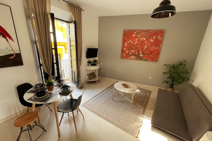 Beautiful Apartment In Downtown - Séville