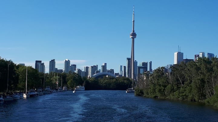Private| Close To Lake | 30 Min. To Downtown| Wifi - Pickering