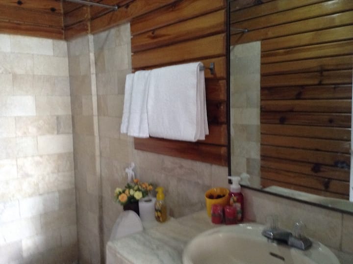 Foggyhill Condo With Mountain View - Baguio