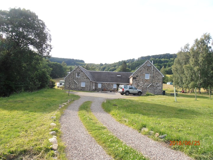 Idyllic 'Burnside Selfcatering Cottage' Camserney - Aberfeldy