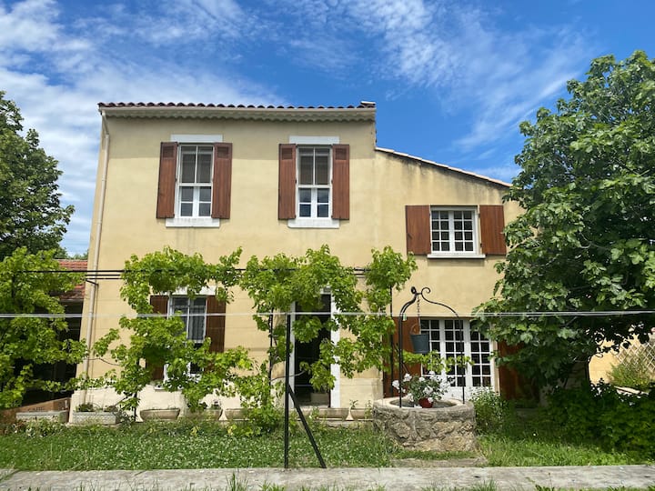 Grande Maison En Centre Ville De Salon De Provence - Salon-de-Provence