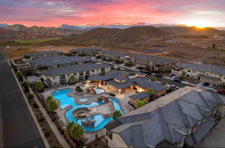 Zion Oasis Escape | 14+ guest - Houses for Rent in Hurricane, Utah ...
