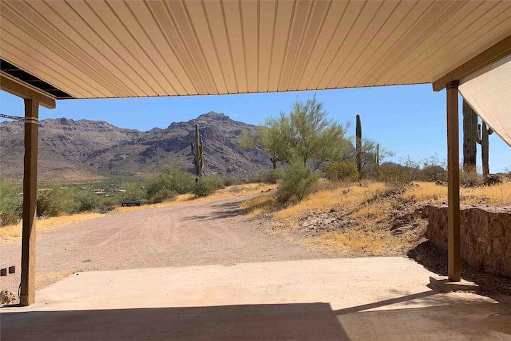 Superstition Mountain South Room - Gold Canyon, AZ