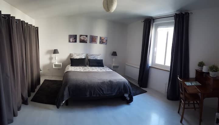 " Le 37 " - Strasbourg