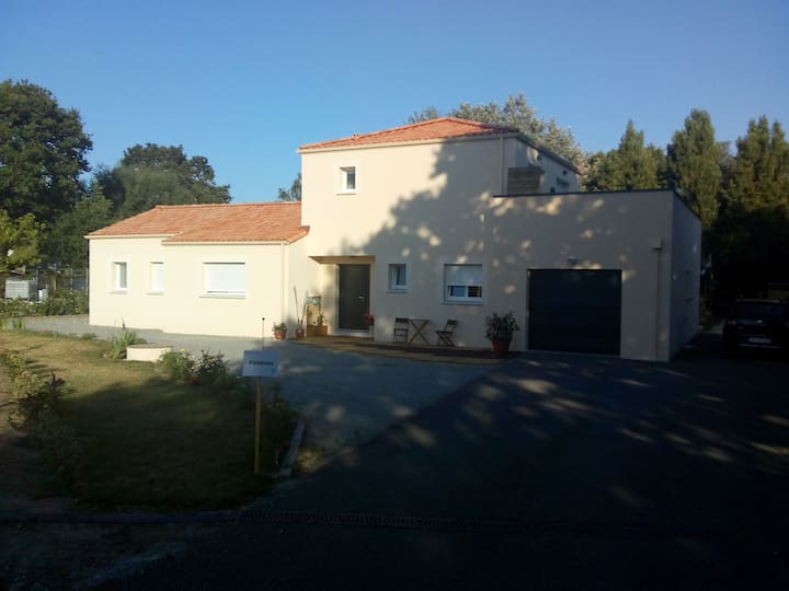 Chambre Nature, Chez Patsyl, Petit Dej Inclus - Pornic