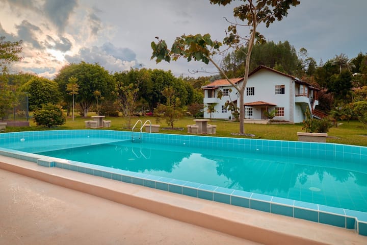 Apartamento Lujo En Condominio Campestre - Copacabana