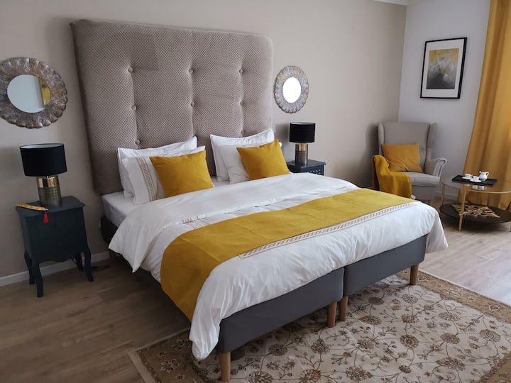 Vogue 23-boutique Villa 5 Bed Rooms 5 Private Bath - Cascais