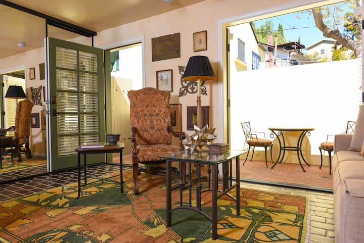 Hidden  Casita With Private Deck & Patio - San Diego, CA