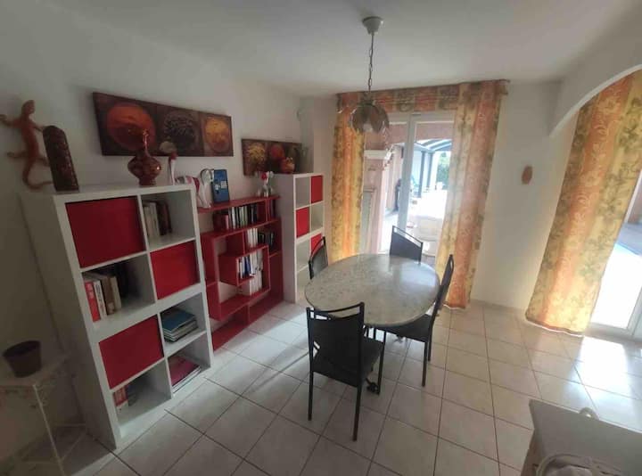 Logement Mitoyen Séparé Piscine Chauffée Jacuzzi - Mèze