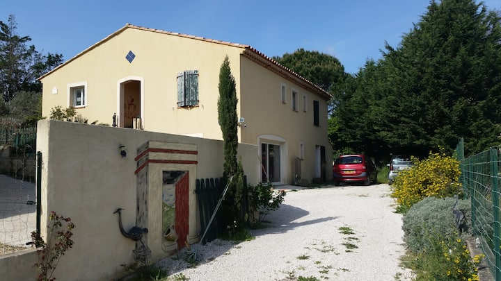 Rez De Villa, Orée De La Forêt Et 10mn Des Plages - La Seyne-sur-Mer