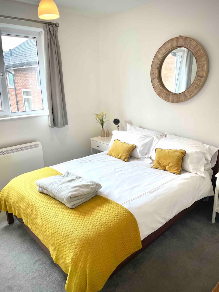 Clean, Central, Simple. - Oxford