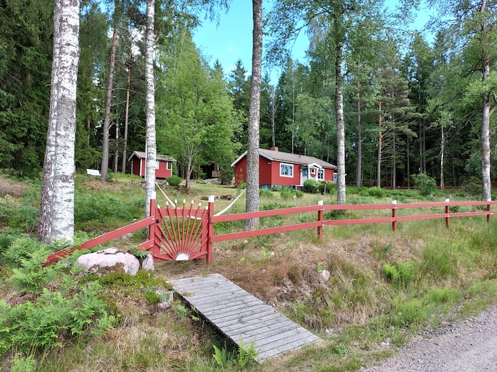 Sjönära Stuga Utanför Alingsås - Vårgårda