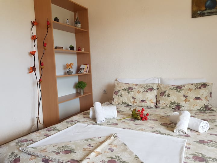 Budva Sea View Apartment, 150m To Beach, No. 3 - Montenegro