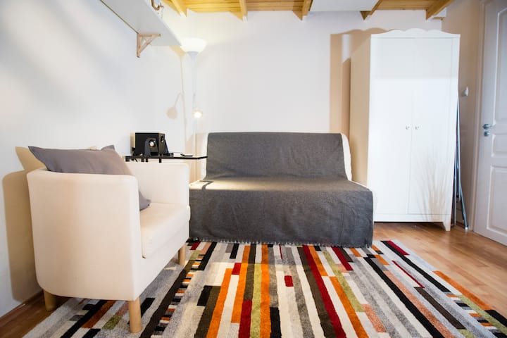 Well-equiped Cozy Flat, Good Transport Facility - Budapest
