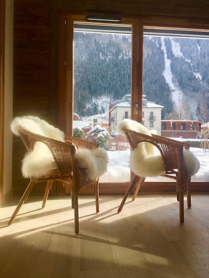New Apartment, Chamonix Centre, Sleeps 4-6 - Chamonix-Mont-Blanc