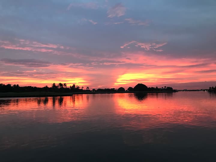 Wide Waterfront Villa La Vue Sleeps 15 - Miami