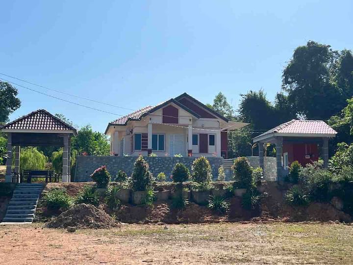 Heza Twin Villa - 4 Rooms Private Pool Bungalow - Port Dickson