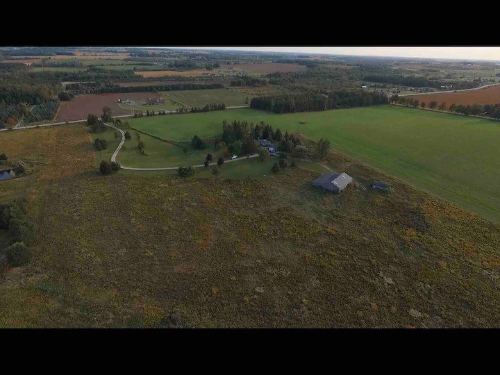 Farmhouse Cottage On The Outskirts Of Orangeville - Orangeville