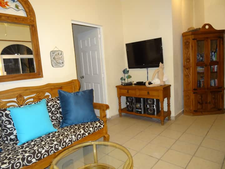 Casa Cascada Private House, Pool, Hot Tub, Rooftop - Cozumel