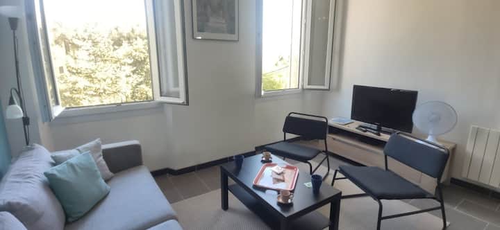 Joli T3 Traversant, 60m2, Proche Centre Ville - Saint-Mandrier-sur-Mer