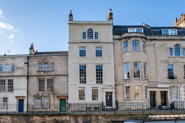 Vineyards Townhouse - Bath