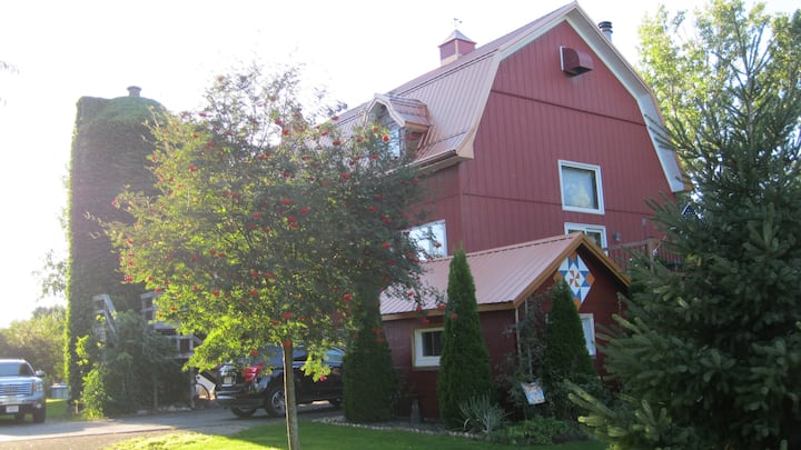 The Barn Is A Unique Place To Stay. - Ripon, WI