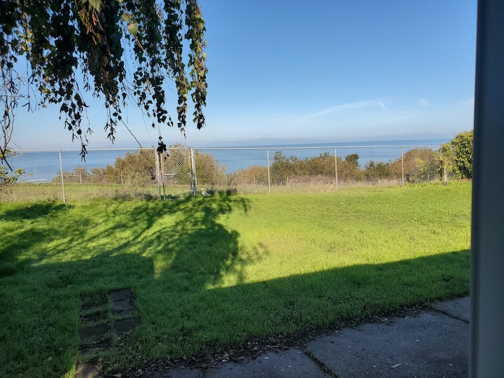 3 Bedroom Home With Bay Views. Only Minutes Away From Napa And San Francisco - Grape Expectations, Richmond