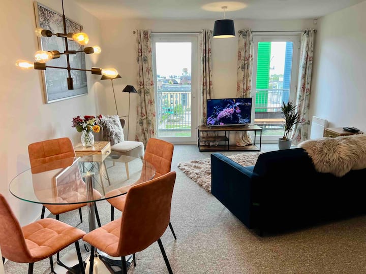 Pear Tree Stay – Serviced 1br By Train Station - Cambrige (UK)