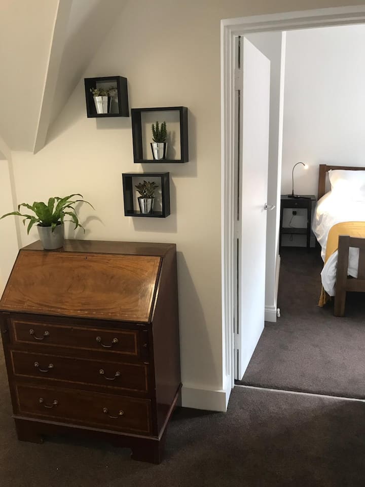The Hamilton Apartment - Tonbridge