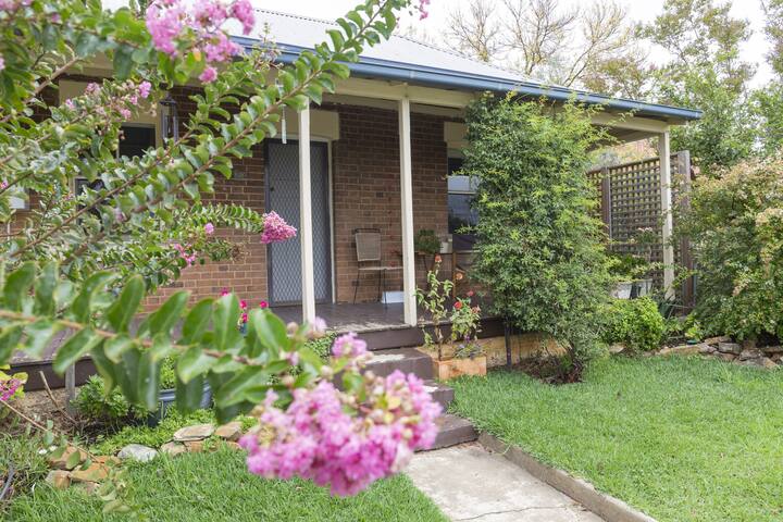 Mudgee Holiday Rentals & Homes - New South Wales, Australia | Airbnb