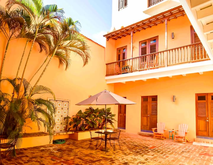 Viejo San Juan, San Juan Antiguo Vacation Rentals & Homes - San Juan ...