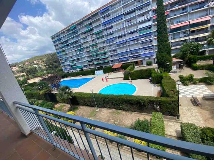 Apartamento Fantástico Con Piscina - Pineda de Mar