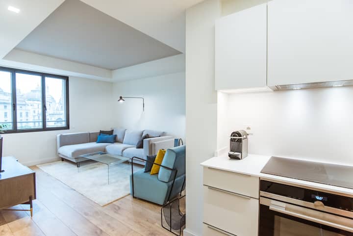 Upscale City Center Ii W/ Pool, Gym, Sauna, Wifi - Barcelona