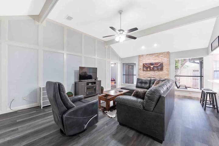 Cozy And Spacious Home, Near Sugar Land - Stafford, TX