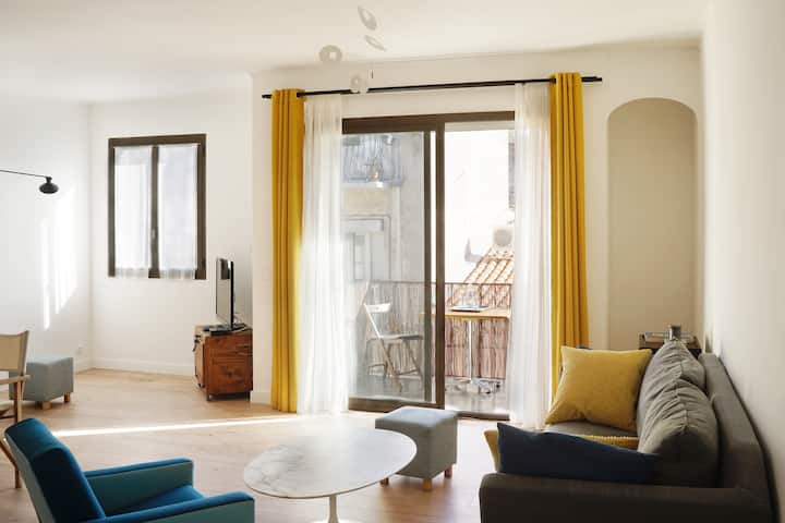 T3 Centre Ville Avec Terrasse Sud Et Vue Sur Mer - Sète